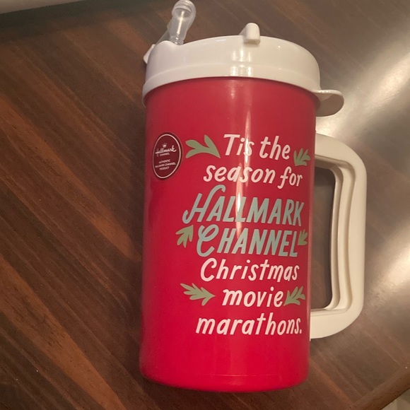 Hallmark | Dining | Nwt Hallmark Channel Plastic Cup With Lid Rare Sold ...